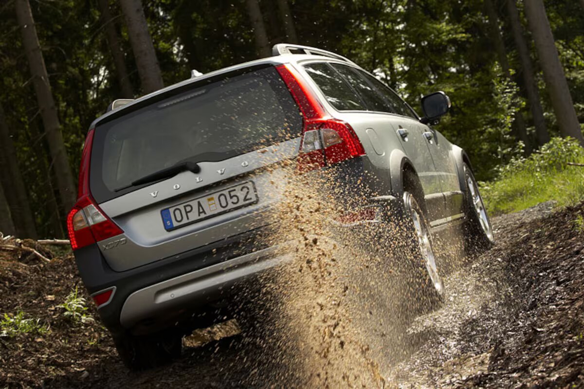 Volvo XC70: info, uitvoeringen, prijs en meer