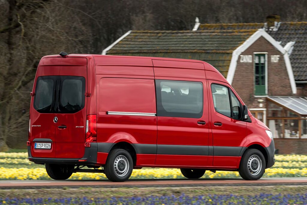 Mercedes-Benz Sprinter: info, uitvoeringen, prijs en meer