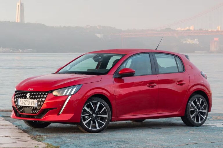 Peugeot 208 info uitvoeringen, prijs en meer