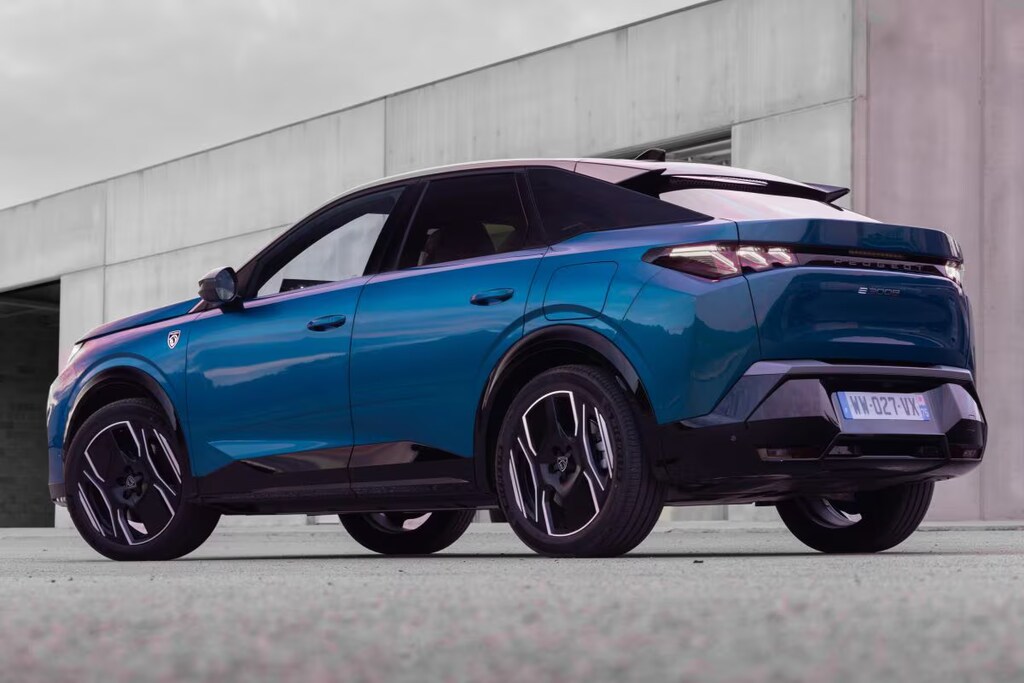 Peugeot 3008 info uitvoeringen, prijs en meer